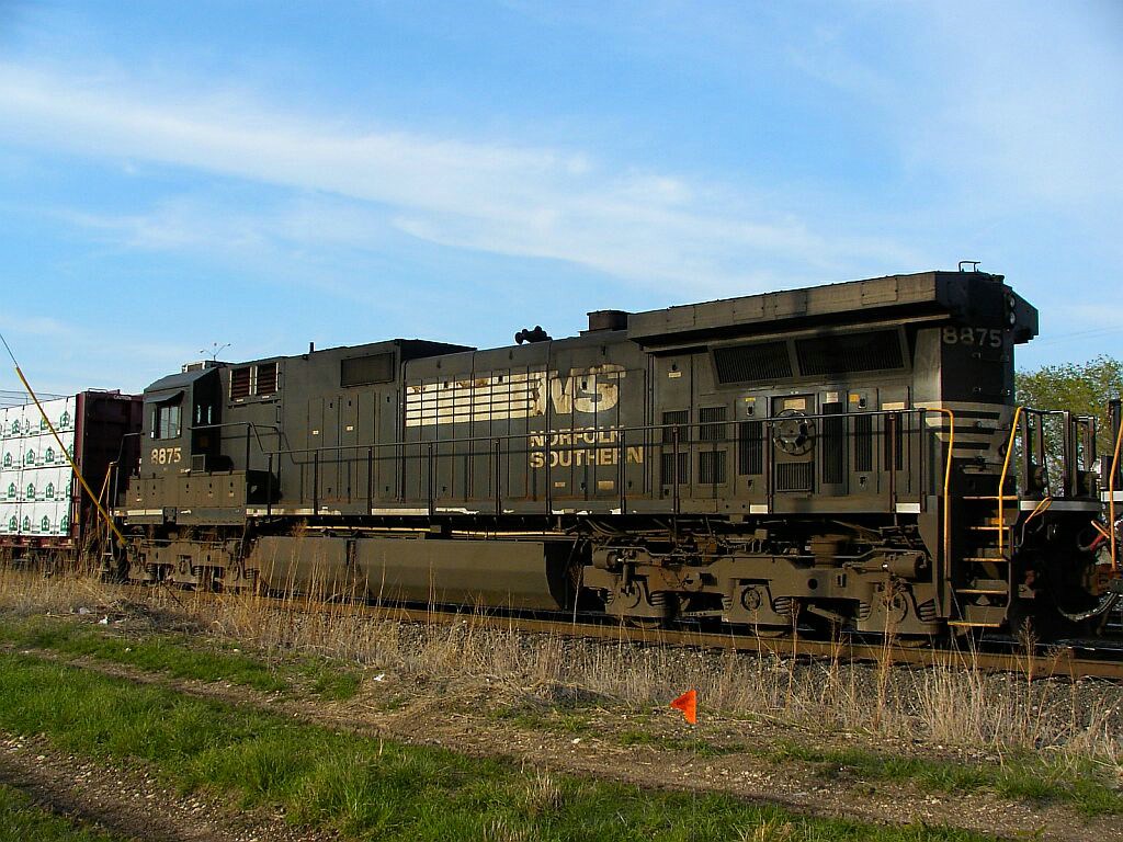 NS 8875